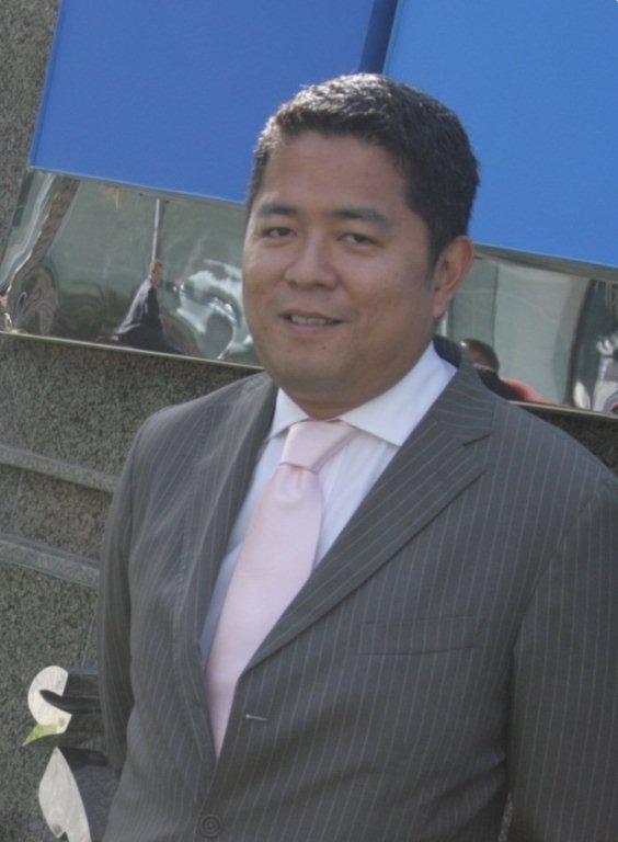 Pinoy PRO - Celebrating the Professional Filipino